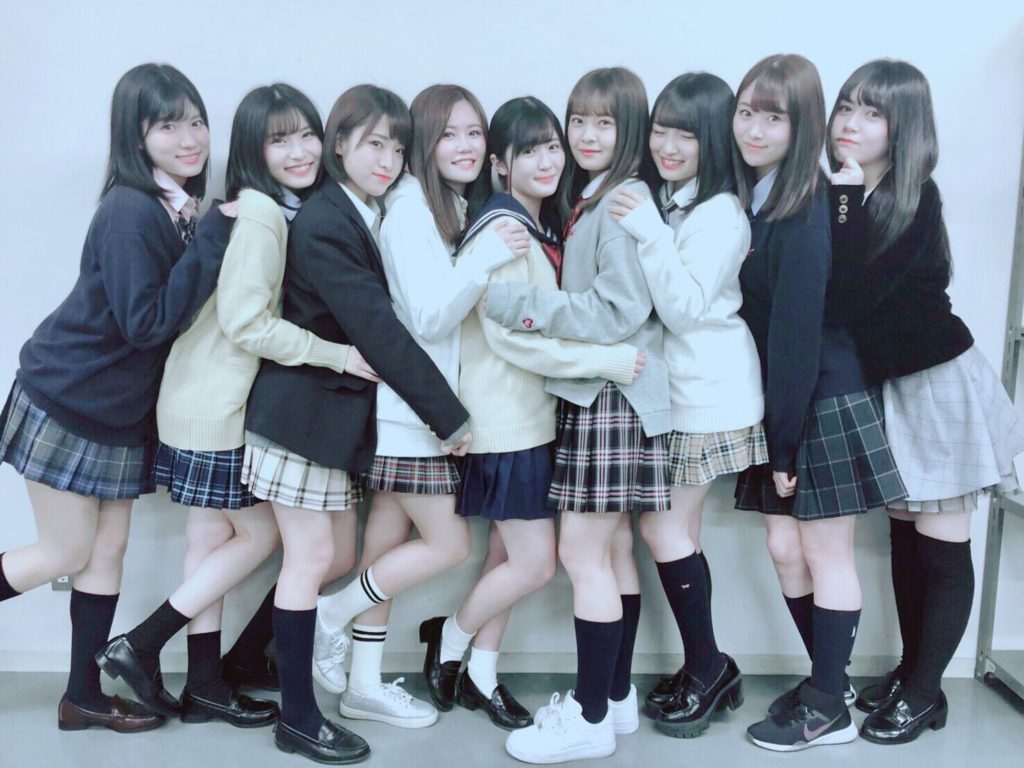 AKB48の15期生メンバーが制服コスプレ！ - AKBと坂道の画像まとめブログ ガゾ速！