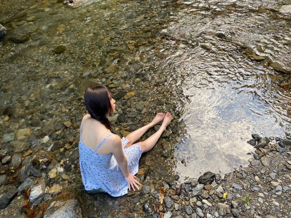 NGT48川越紗彩ちゃんの『B.L.T. 2020年12月号』水着グラビアオフショット！ - AKBと坂道の画像まとめブログ ガゾ速！